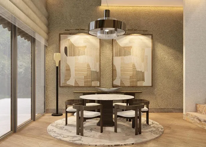 PENDELI RESORT, PLATRES