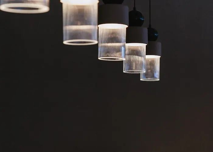 PENDELI RESORT, PLATRES